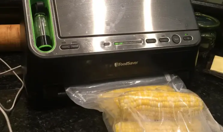 How To Cook Vacuum Sealed Corn On The Cob - Cleaning Beasts