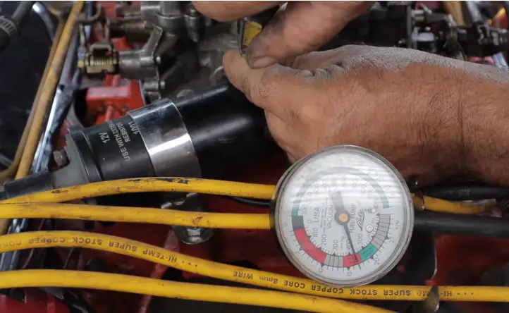 How to Adjust a Carburetor with a Vacuum Gauge - Cleaning Beasts